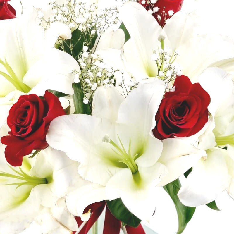BOUQUET DE LYS ET DE ROSES "MICHAELA"